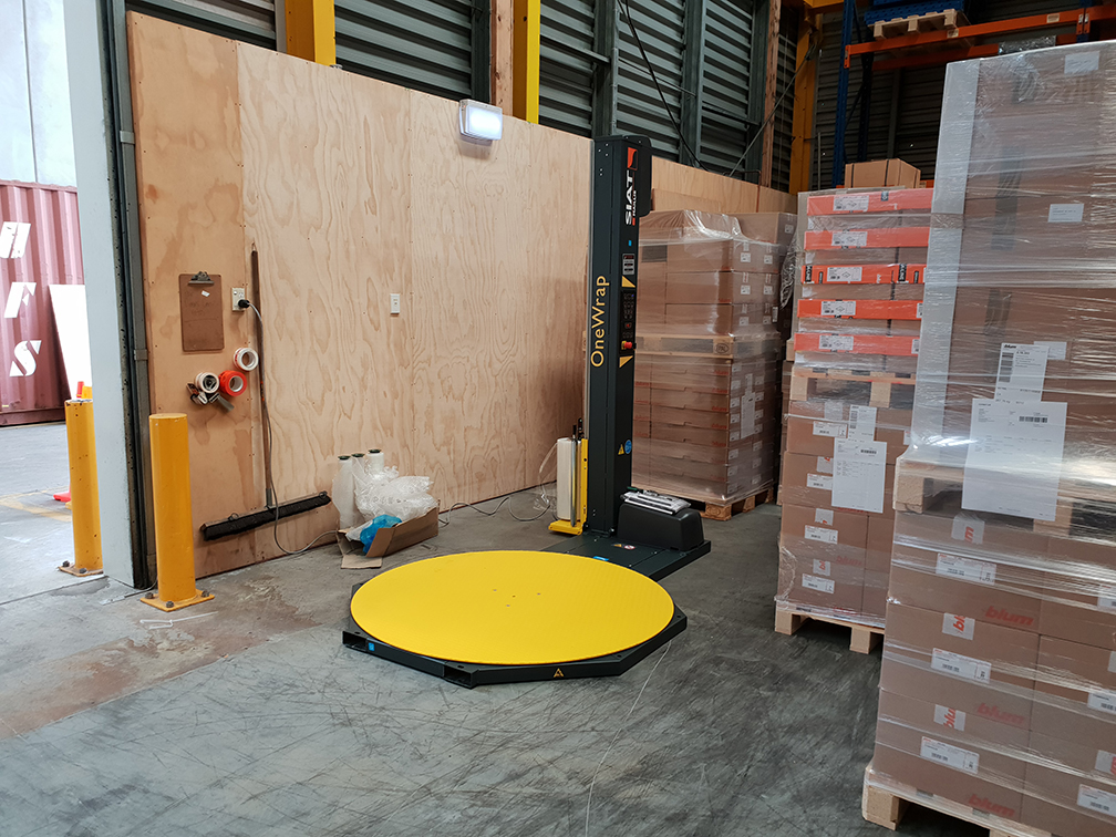 Semi-Automatic Pallet Wrapper | SIAT Pallet Wrappers NZ | Pallet ...