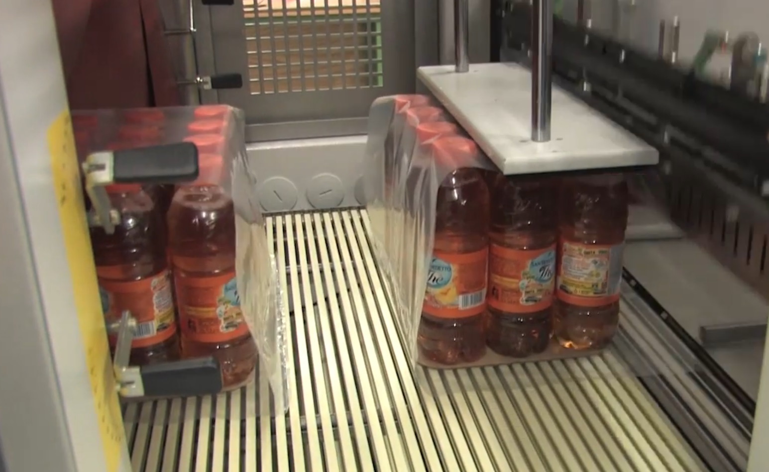 Bundle Wrapper Side Loader | Bundle Wrappers | Astrolift