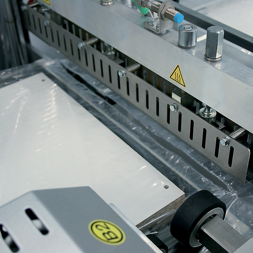 Continuous Automatic Side Sealer | Bar Sealers | Astrolift