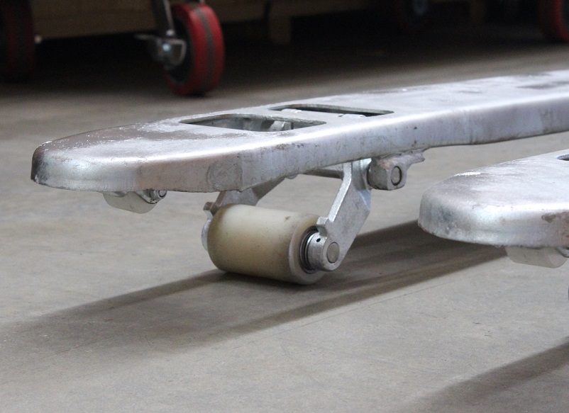 4-Way Galvanised Pallet Trucks | Astrolift | 4-Way Pallet Trucks ...