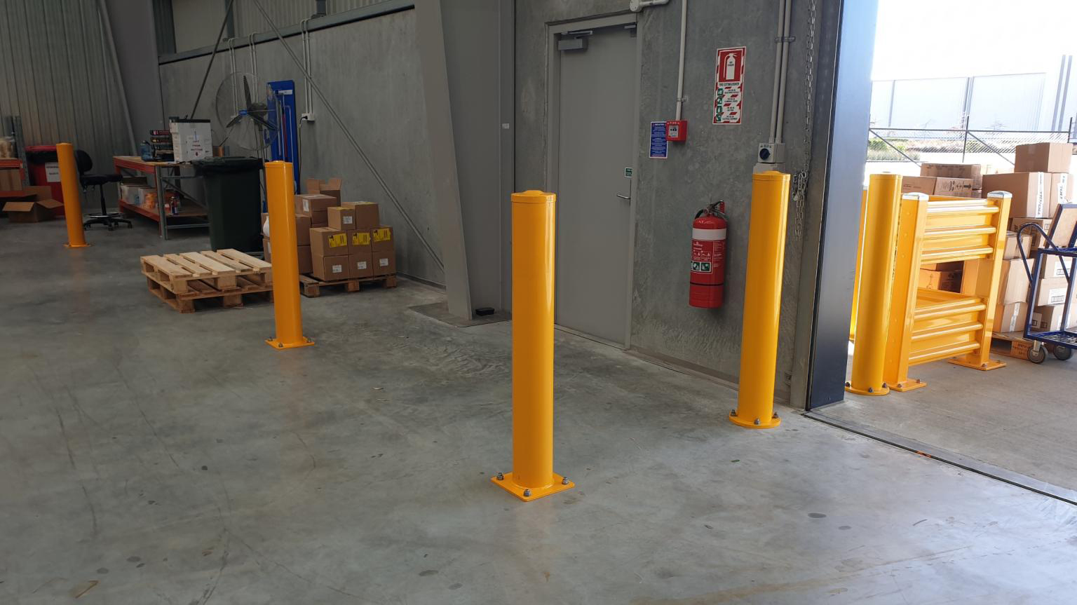 Bolt-Down Bollard - Heavy Duty | Astrolift | Bolt-down Bollards | Astrolift