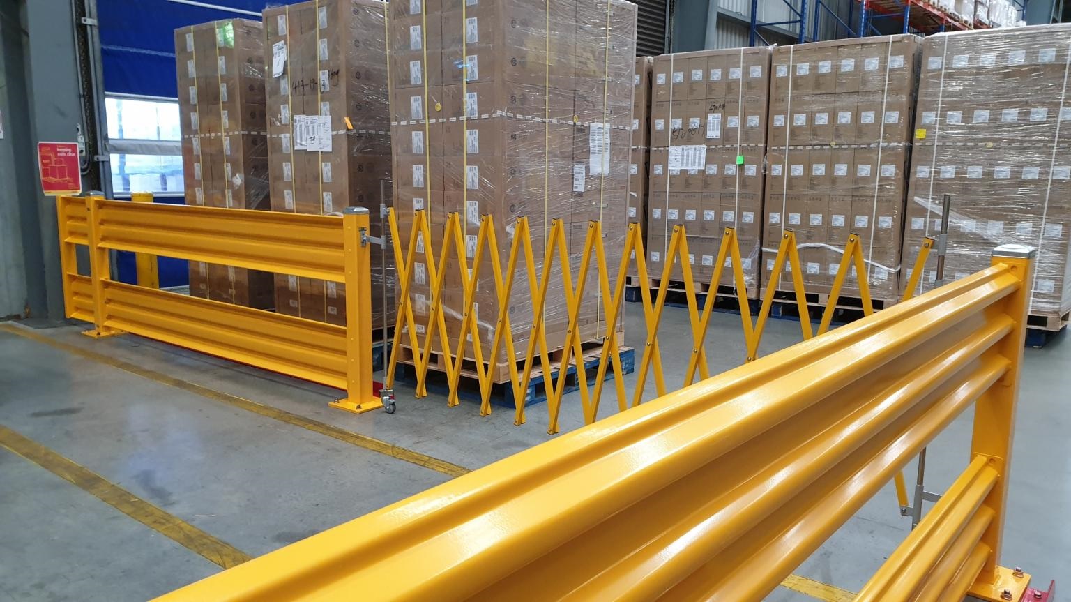 Expandable Safety Barrier | Expandable Barriers | Astrolift