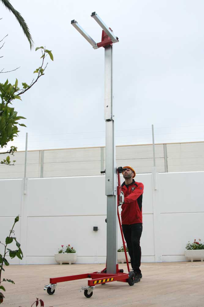 Utility Lift Equipment | GUIL Front-Loading Lifters | Utility Lifters ...