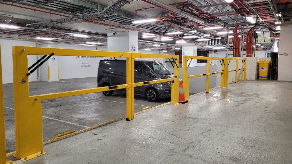 Loading Dock Safety Gate | Barrier and Safety | Astrolift